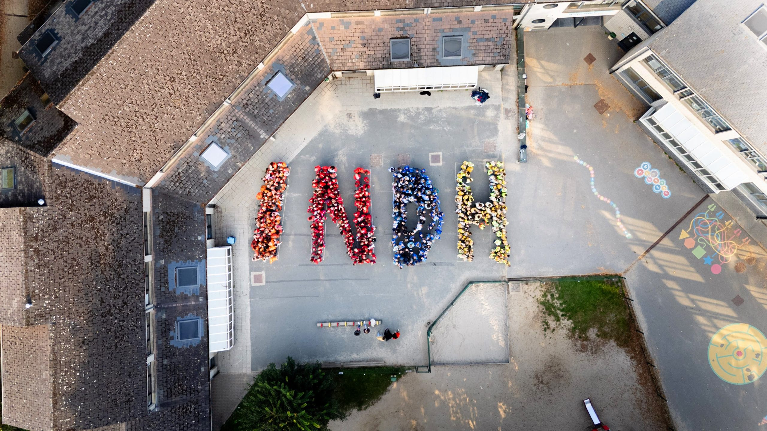 Home - Institut Notre-Dame des Hayeffes